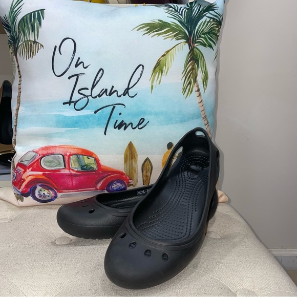 CROCS | Shoes | Crocs Womens Black Kadee Flat Size 8 | Poshmark